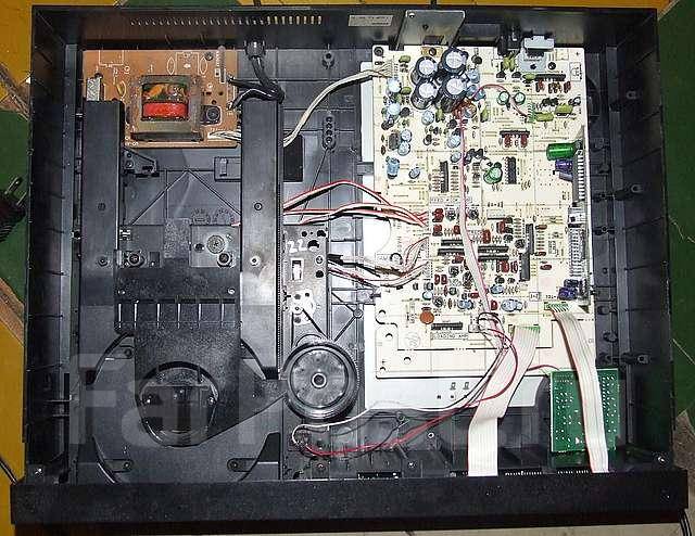 CD-проигрыватель Yamaha cdx-700 неисправный во Владивостоке