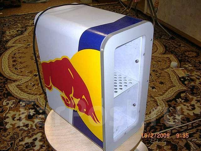 Холодильник RED BULL во Владивостоке