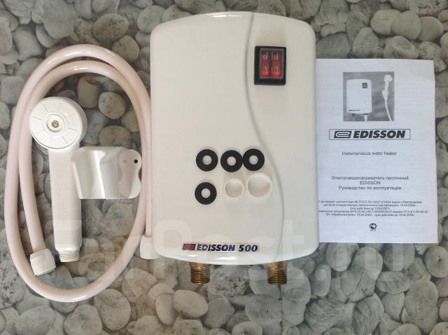 Проточный водонагреватель edisson 500 Новый даром во Владивостоке