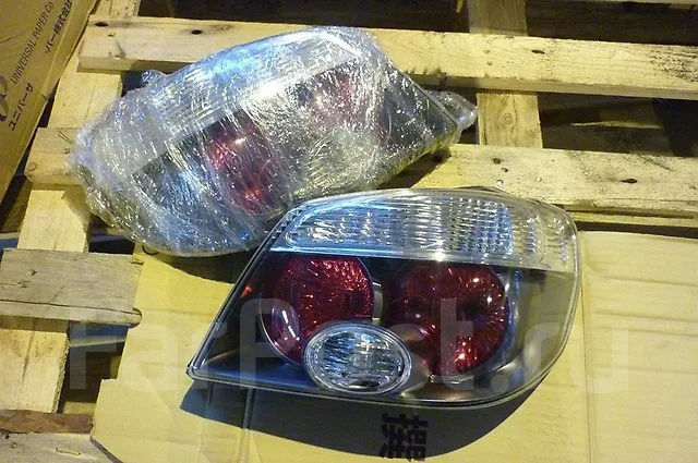 Фонарь Mitsubishi Airtrek CU2W, CU4W, CU5W в Москве
