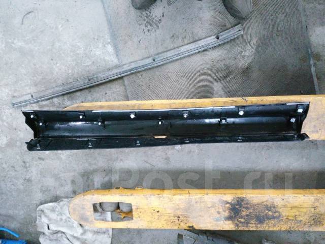 Накладка двери передняя левая Toyota RAV-4. 2012-2016 купить в ...