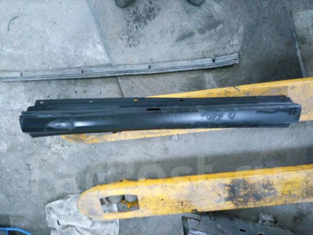 Накладка двери передняя левая Toyota RAV-4. 2012-2016 купить в ...