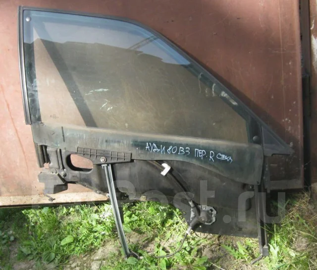 Стекло передней R двери Audi 80 B3 в Калуге