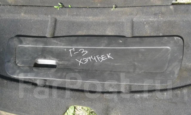 Обшивка крышки багажника VW Golf 3 в Калуге