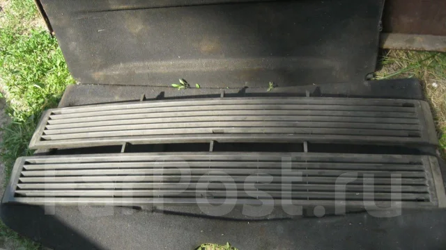 Решётка радиатора нижняя VW T2 в Калуге