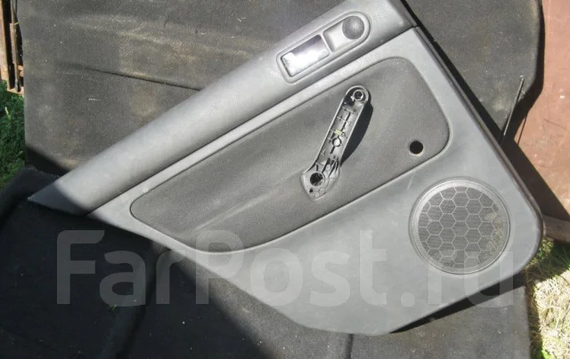 Обшивка задней L двери VW Golf 4 в Калуге