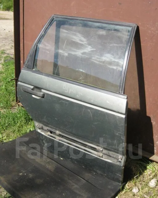 Дверь задняя R Passat B3 универсал в Калуге