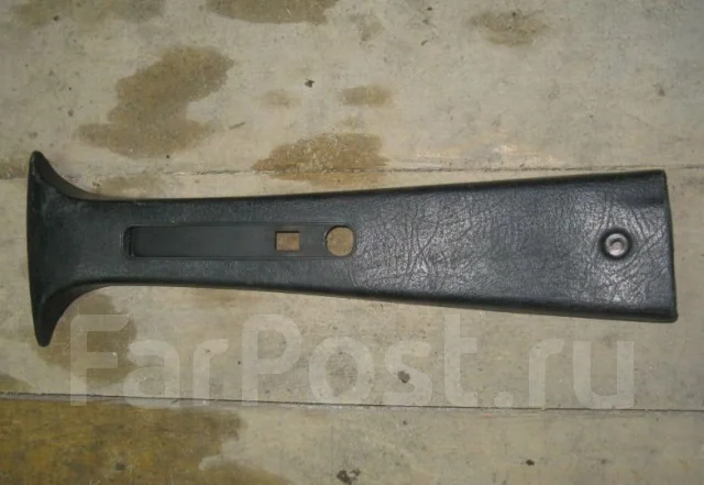 Обшивка средней стойки VW Golf 2 в Калуге