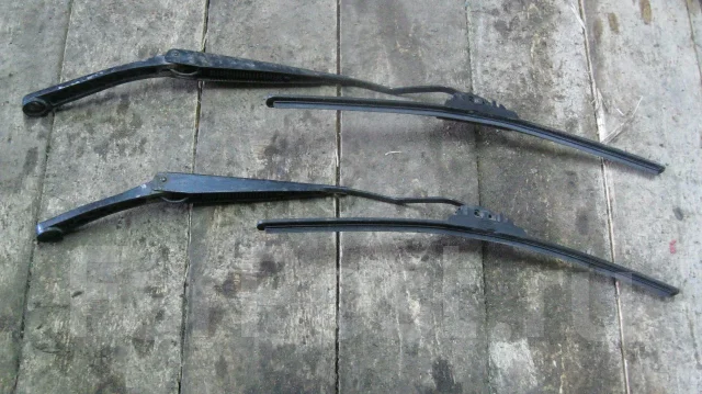 Поводок дворников L/R Daewoo Nexia в Калуге