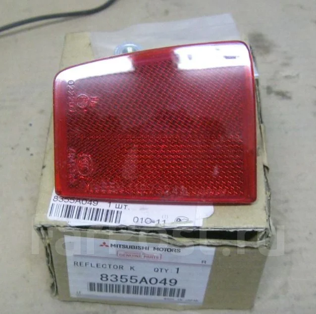 Катафот задний L Mitsubishi Pajero в Калуге