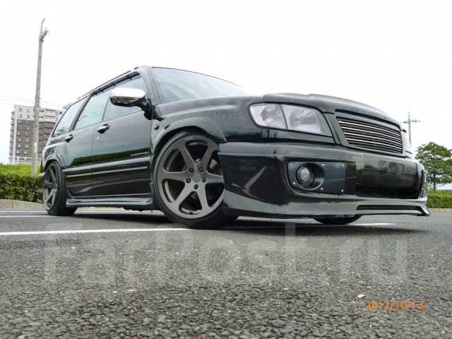 Продам фендеры Subaru Forester в Подольске