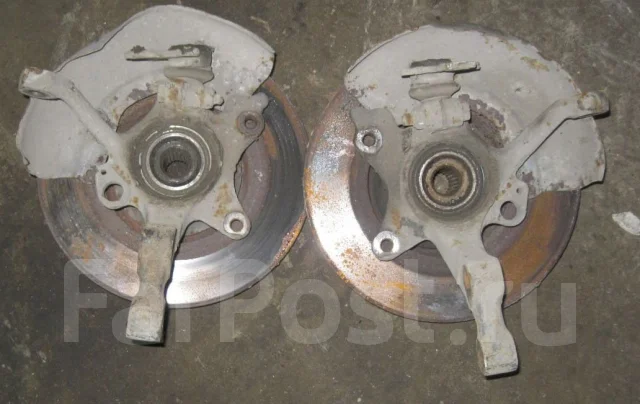 Кулак поворотный VW Passat B3 в Калуге