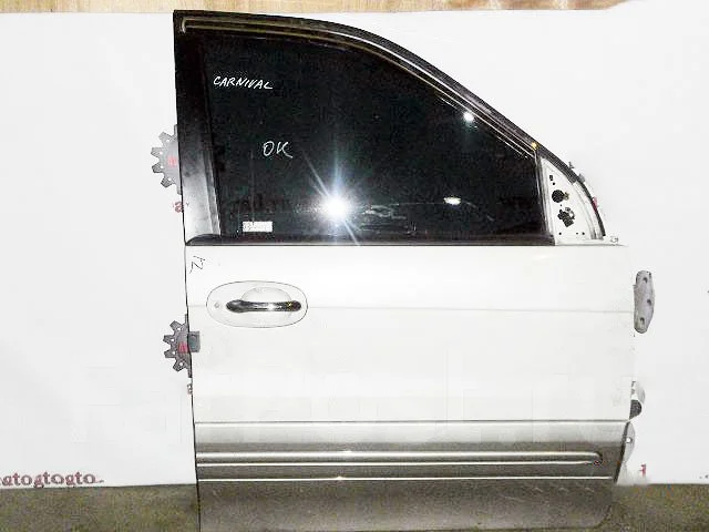 Двери Kia Carnival (Киа Карнивал) 2 1 в Москве