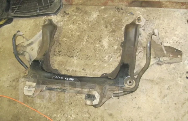 Подрамник ДВС Audi 80 B3 без гу в Калуге
