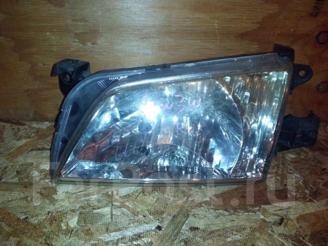 Фара Mazda Demio DW3W, DW5W в Москве