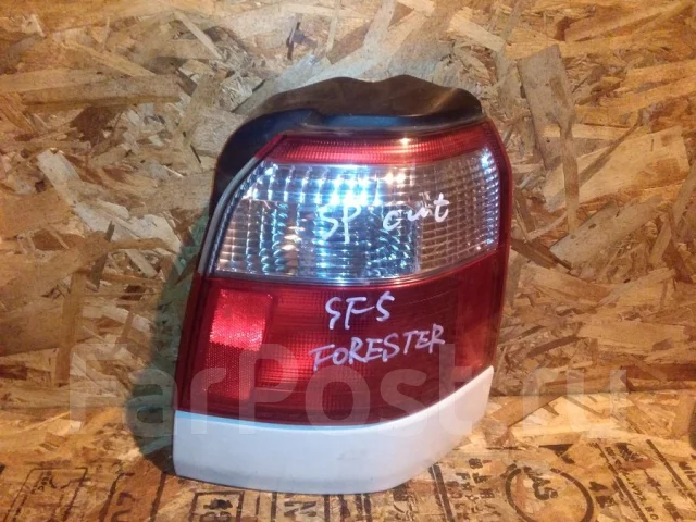 Фонарь Subaru Forester в Москве