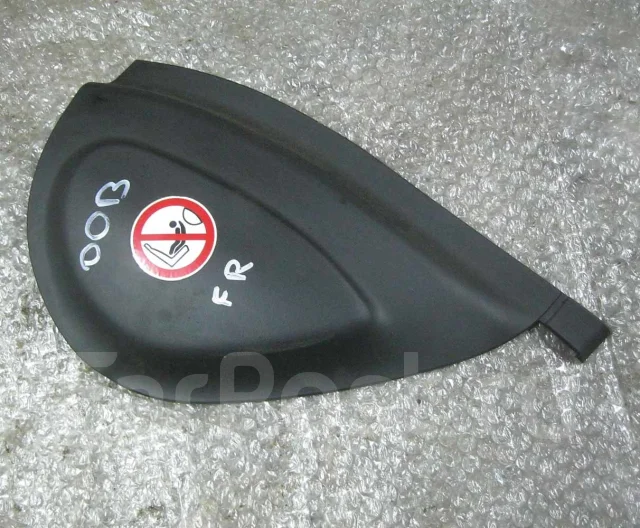 Накладка на торпедо R Opel Omega B в Калуге