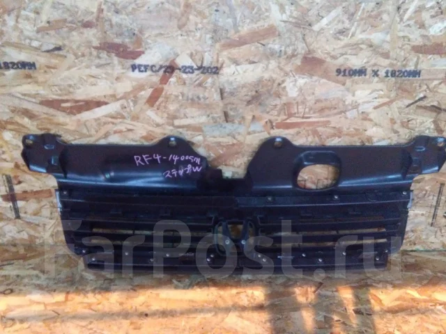 Решетка радиатора Honda Stepwgn RF3, RF4, RF5, RF6, RF7, RF8 в Москве