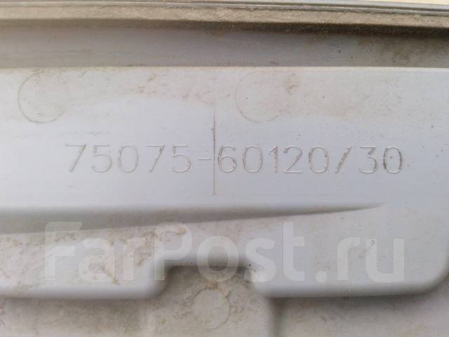 Молдинг правой двери Toyota LAND Cruiser 200 08- 75075-60130-C1 купить ...
