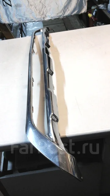 Накладка переднего бампера хром GLK 583020050 в Москве
