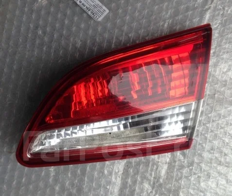 Задний правый фонарь в крышку Nissan Almera G15 в Москве