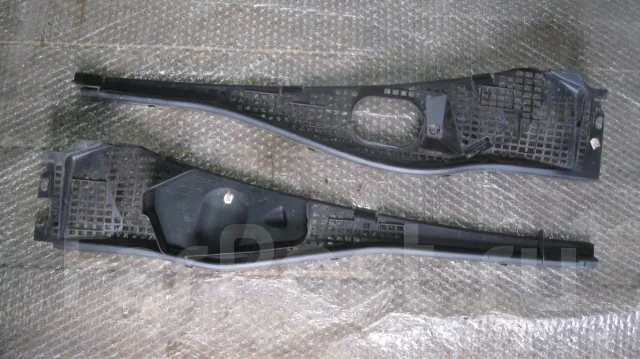 Жабо L/R Renault Logan в Калуге