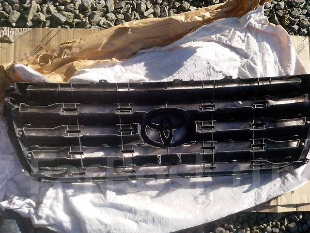 Решетка радиатора Toyota LAND Cruiser 200 07- 53101-60621 53101-60480 ...