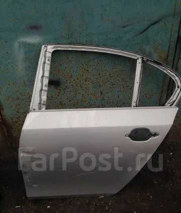 Задняя левая дверь BMW E60 в Москве