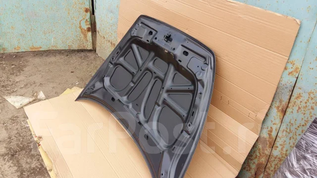 Капот Volvo C30 в Москве