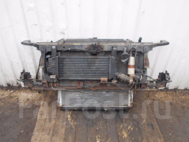 Рамка передняя Nissan Navara D40 2005-2010 в Москве