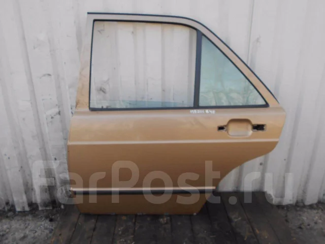 Дверь задняя MB 190 W201 1982-1993 в Москве