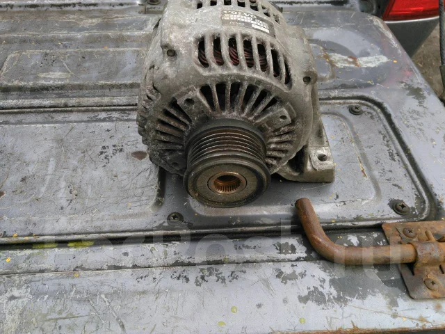Вольво Volvo S40 V40 генератор в Москве