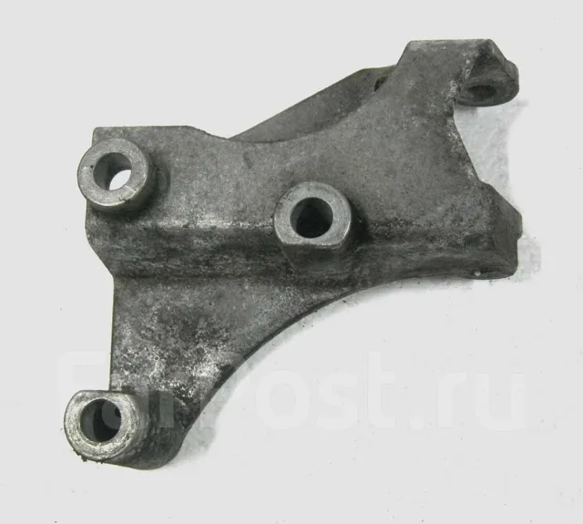 Кронштейн двс Opel Vectra B 95-99 2.5 V6 в Калуге