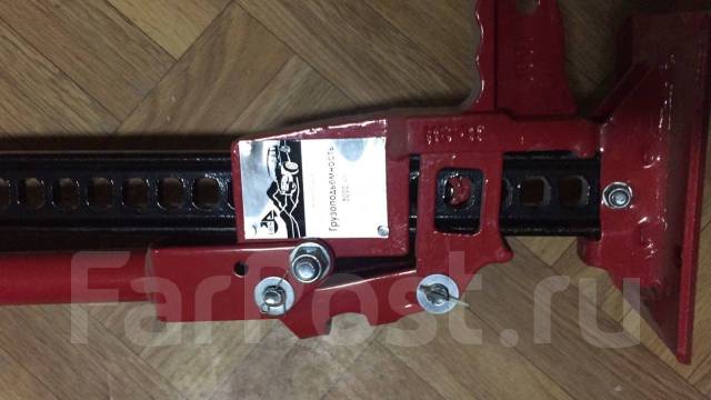 Комплект Домкрат реечный Хай Джек 3 т (84см)+ подставка + Лифт-Мейт ...