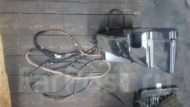 Сабвуфер Blaunpunkt Audi A6C5 4B5035382 седан в Москве
