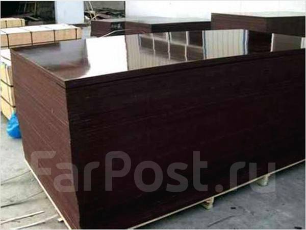 Фанера 18 мм ламинированная 1220x2440, в наличии. Цена: 2 900₽ в Находке