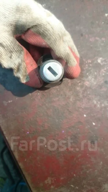 Личинка багажника Audi A6C5 в Москве