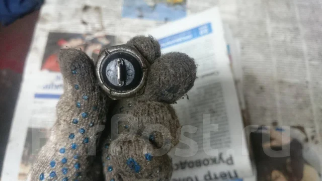 Датчик давления масла 068919081 в поддоне ack aah audi a6c5 100c4 в Москве
