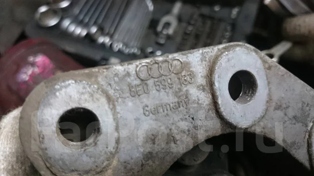 Опора заднего редуктора Audi A6C5 8E0599133 в Москве