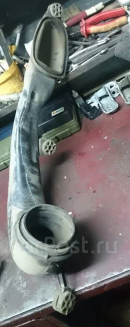 Патрубок воздушного фильтра BMW E39 1427096 в Москве