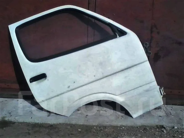 Дверь передняя (правая) -Toyota Hiace ) RZH102, FR в Москве