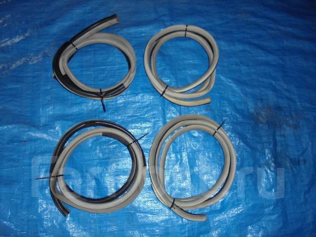 Уплотнительная резинка двери комплект Cedric Gloria 34 купить во Владивостоке по цене 1 250