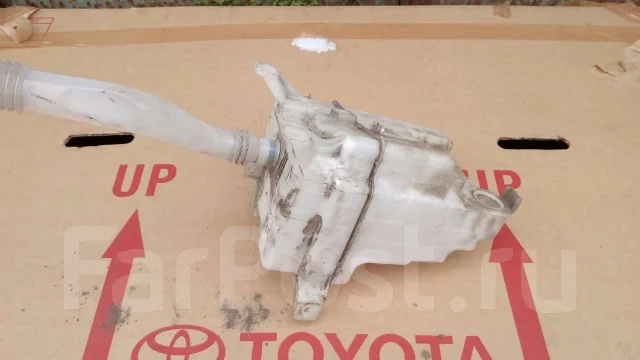 Бачок омывателя Toyota Highlander 2 в Москве