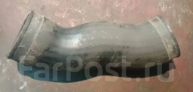 Патрубок интеркулера M57D30 BMW E39 11612249669 в Москве