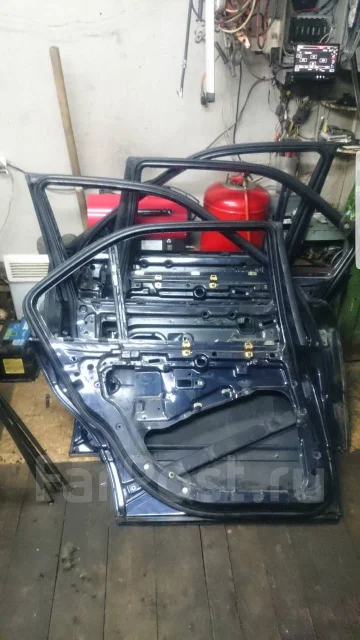 Дверь BMW E38 задняя левая в Москве