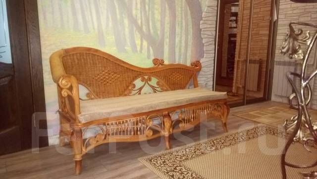 Кушетка из ротанга, б/у, в наличии. Цена: 8 000₽ в Хабаровске
