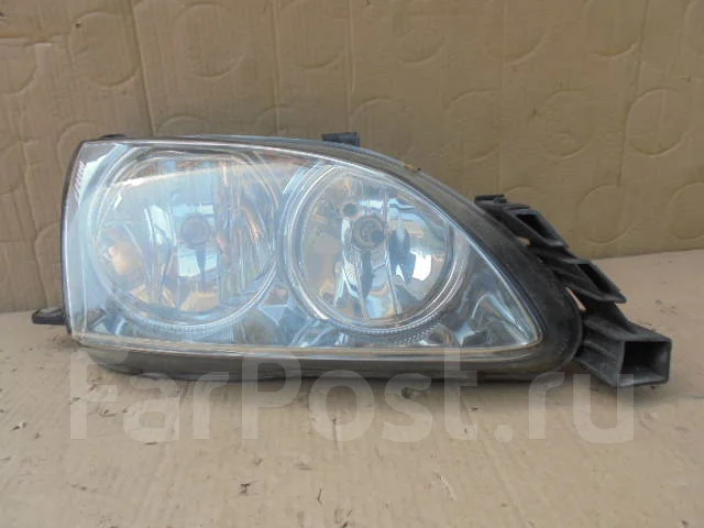Фара R Toyota Avensis T22 рест 2000-2003 в Москве