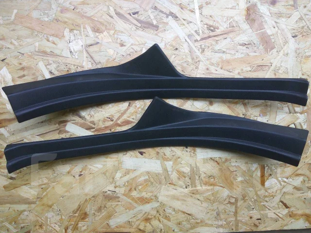 Накладки на пороги для Toyota Aristo JZS161 JZS160 Lexus GS300 в Москве