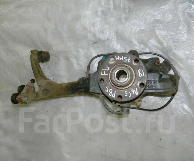 Кулак поворотный L VW Passat B5 в Калуге