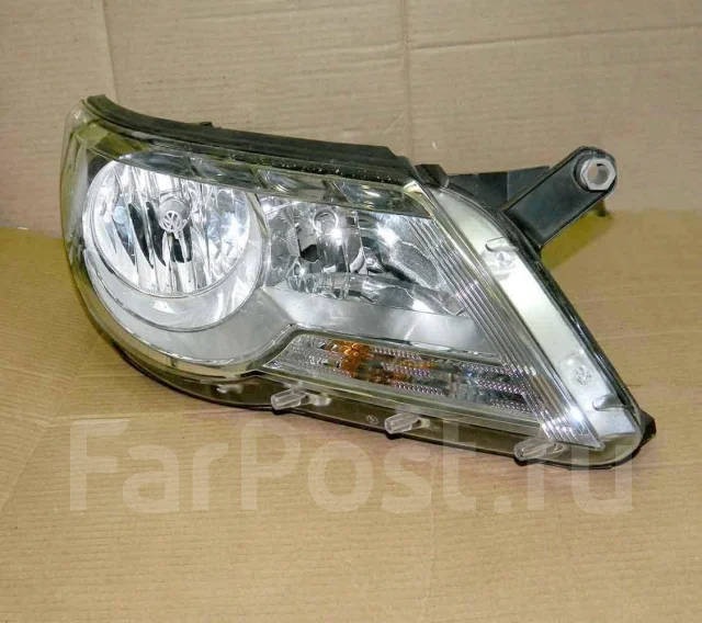 Фара R VW Tiguan 07-11г в Калуге